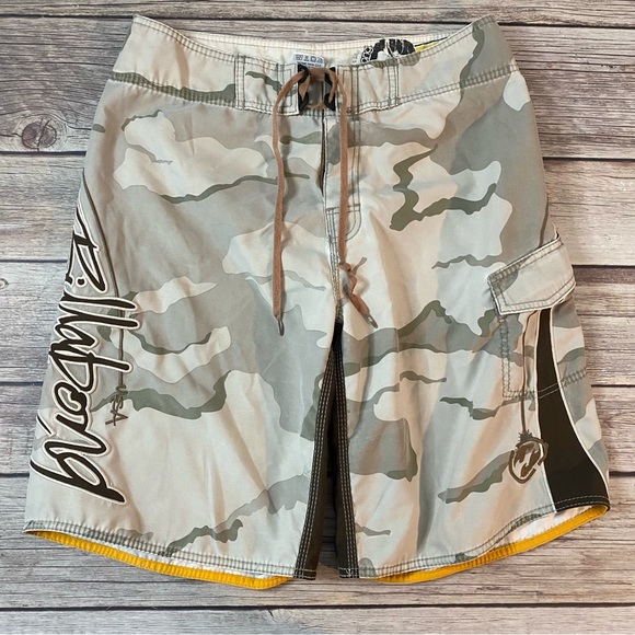 Billabong | Swim | Billabong Board Shorts Adult 32 Camo Water Logo Surf ...